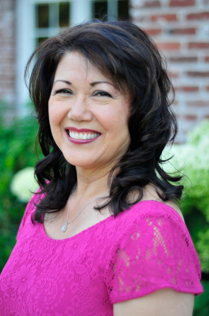 About the Author - Stephanie Fast